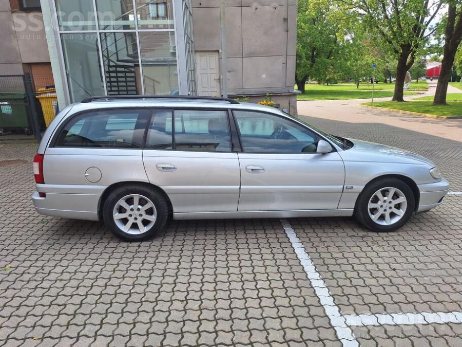 Opel Omega 2004 in Jelgava, with an engine capacity of 2.20 L and mileage of 266 thousand km for 1200 €, photo 5 on AUTOMOTO.COM.LV