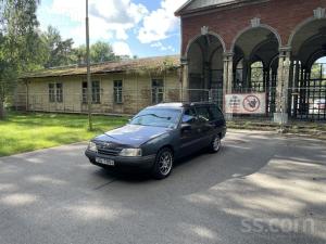 Violet Opel Omega 1990 in Riga, with an engine capacity of 2.00 L and mileage of 181 thousand km for 2500 €, photo  on AUTOMOTO.COM.LV