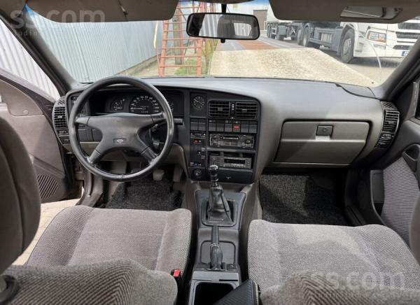 Violet Opel Omega 1990 in Riga, with an engine capacity of 2.00 L and mileage of 181 thousand km for 2290 €, photo 6 on AUTOMOTO.COM.LV