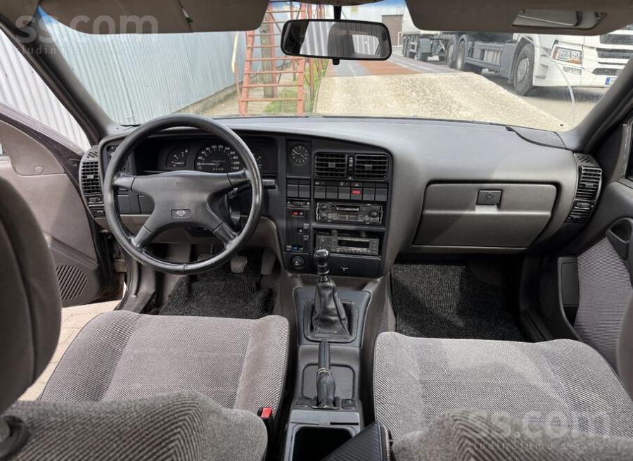 Violets Opel Omega 1990 Rīga, ar dzinēja tilpumu 2.00 L un nobraukumu 181 tūkst. km par 2290 €, foto 6 vietnē AUTOMOTO.COM.LV