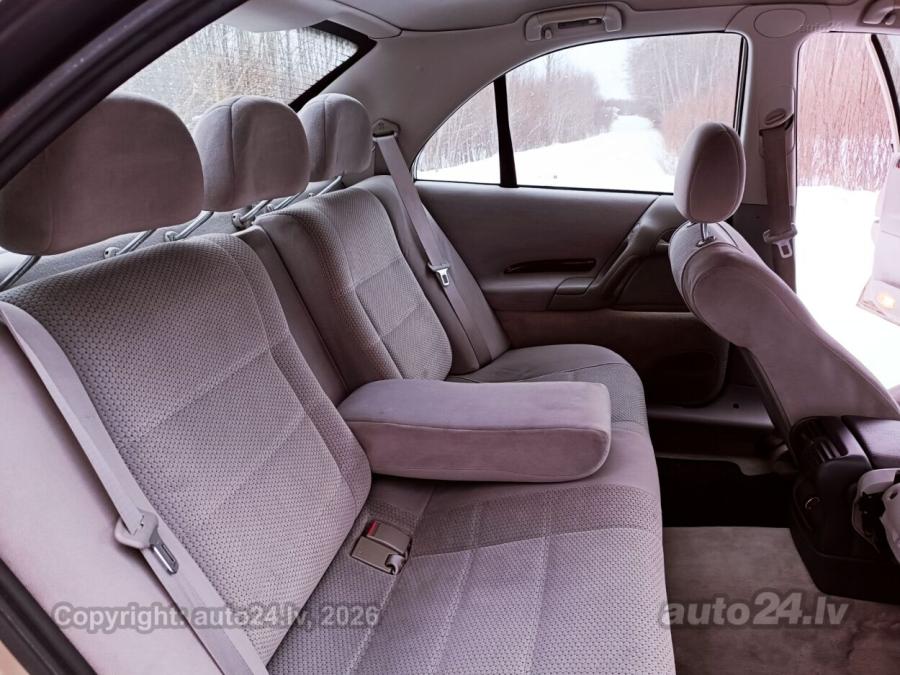 Dzeltens Opel Omega 1998 Saue, ar dzinēja tilpumu 2.00 L un nobraukumu 212 tūkst. km par 1900 €, foto 17 vietnē AUTOMOTO.COM.LV