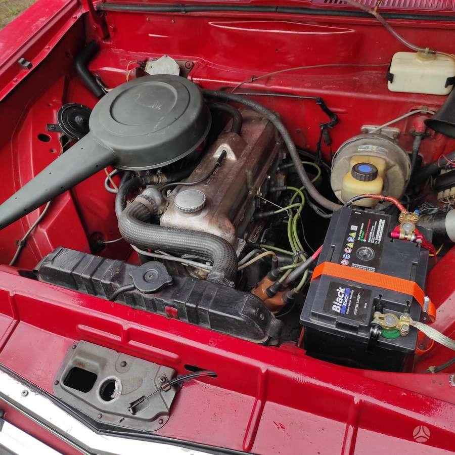 Red Opel Rekord 1966 in Jonava, with an engine capacity of 1.90 L and mileage of 46 thousand km for 11000 €, photo 5 on AUTOMOTO.COM.LV