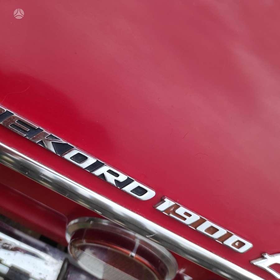 Red Opel Rekord 1966 in Jonava, with an engine capacity of 1.90 L and mileage of 46 thousand km for 11000 €, photo 13 on AUTOMOTO.COM.LV