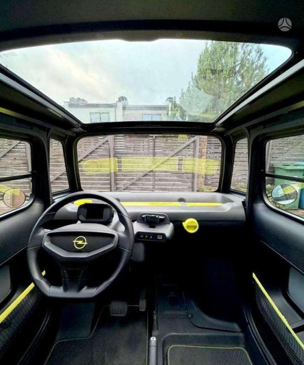 Pelēks Opel Rocks-e 2023 Viļņa, ar dzinēja tilpumu 0.00 L un nobraukumu 16 tūkst. km par 8300 €, foto 11 vietnē AUTOMOTO.COM.LV