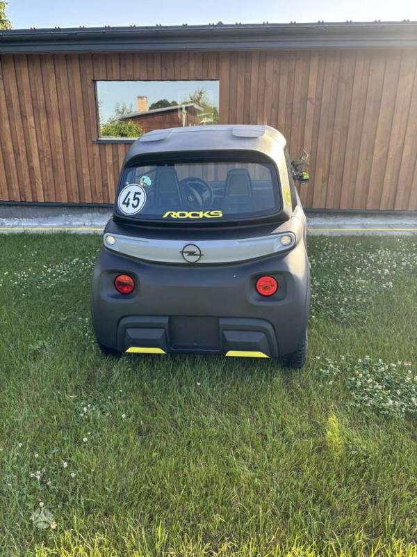Pelēks Opel Rocks-e 2025 Alīta, ar dzinēja tilpumu 0.00 L un nobraukumu 3 tūkst. km par 7900 €, foto 4 vietnē AUTOMOTO.COM.LV