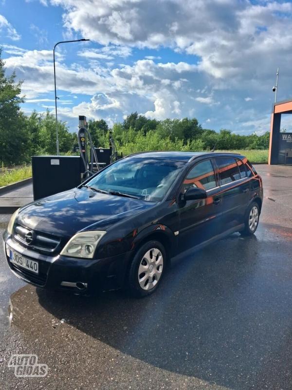 Melns Opel Signum 2003 Viļņa, ar dzinēja tilpumu 2.20 L un nobraukumu 329 tūkst. km par 850 €, foto 1 vietnē AUTOMOTO.COM.LV