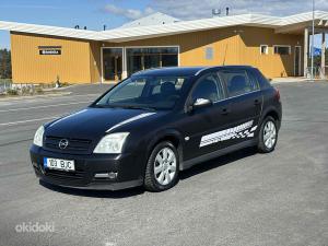 Melns Opel Signum 2003 Narva, ar dzinēja tilpumu 2.20 L un nobraukumu 329 tūkst. km par 799 €, foto  vietnē AUTOMOTO.COM.LV