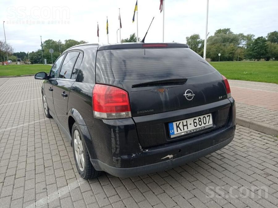 Melns Opel Signum 2003 Liepāja, ar dzinēja tilpumu 2.20 L un nobraukumu 294 tūkst. km par 1000 €, foto 4 vietnē AUTOMOTO.COM.LV