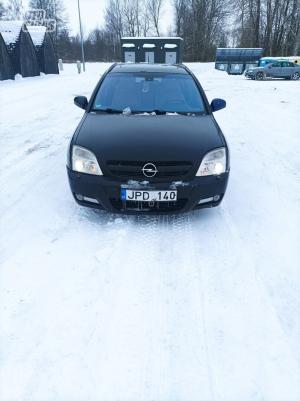 Black Opel Signum 2004 in Birzai, with an engine capacity of 1.90 L and mileage of 425 thousand km for 950 €, photo 6 on AUTOMOTO.COM.LV