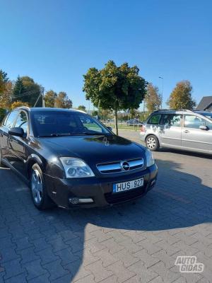 Melns Opel Signum 2005 Jonava, ar dzinēja tilpumu 2.20 L un nobraukumu 459 tūkst. km par 800 €, foto  vietnē AUTOMOTO.COM.LV