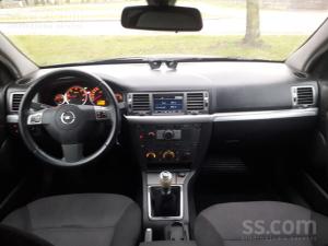 Melns Opel Signum 2005 Ventspils, ar dzinēja tilpumu 3.00 L un nobraukumu 218 tūkst. km par 1200 €, foto 8 vietnē AUTOMOTO.COM.LV