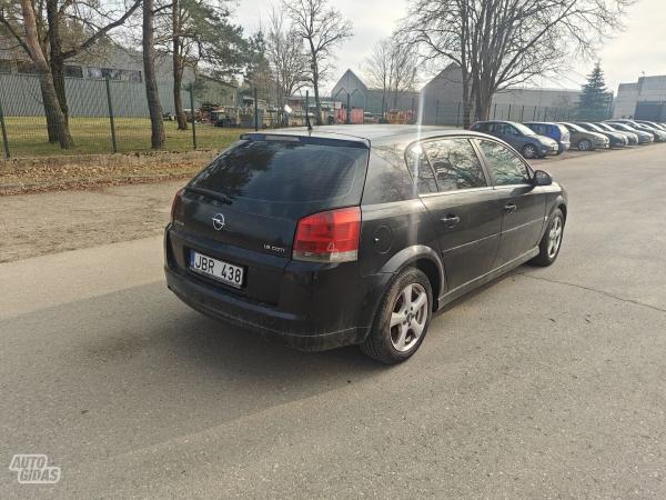 Melns Opel Signum 2005 Jonava, ar dzinēja tilpumu 1.90 L un nobraukumu 329 tūkst. km par 1100 €, foto 5 vietnē AUTOMOTO.COM.LV