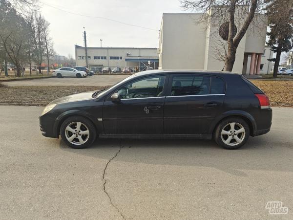 Melns Opel Signum 2005 Jonava, ar dzinēja tilpumu 1.90 L un nobraukumu 329 tūkst. km par 1100 €, foto 6 vietnē AUTOMOTO.COM.LV
