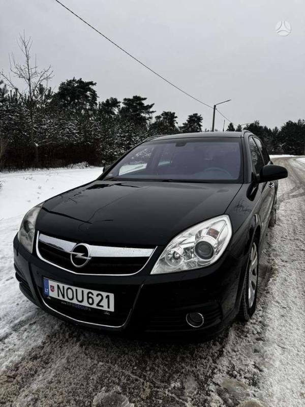 Black Opel Signum 2006 in Kaunas, with an engine capacity of 1.91 L and mileage of 314 thousand km for 2000 €, photo 8 on AUTOMOTO.COM.LV