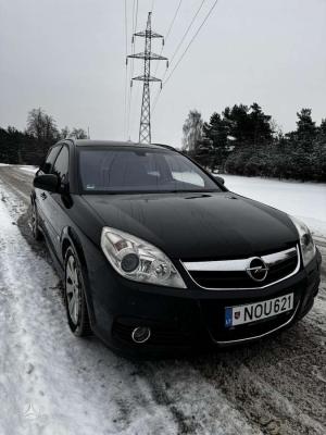 Black Opel Signum 2006 in Kaunas, with an engine capacity of 1.91 L and mileage of 314 thousand km for 2000 €, photo 9 on AUTOMOTO.COM.LV