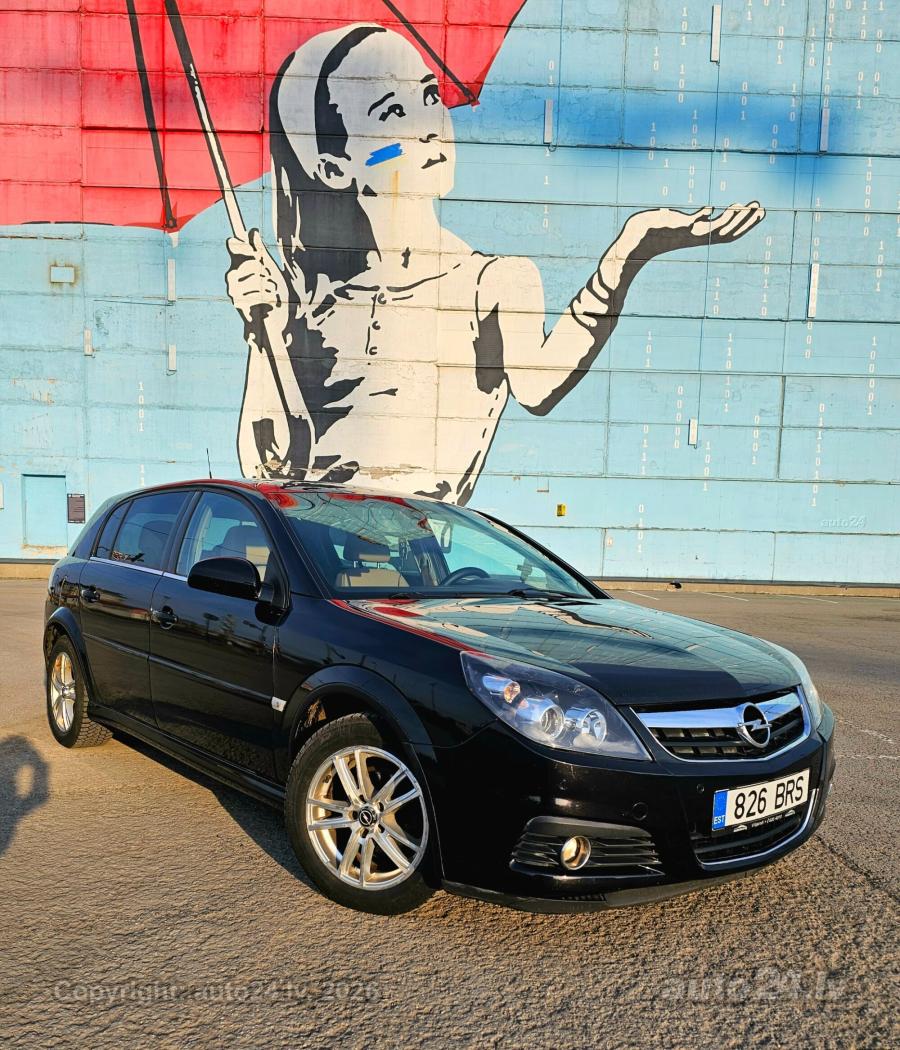 Black Opel Signum 2006 in Tallinn, with an engine capacity of 1.90 L and mileage of 263 thousand km for 2990 €, photo 9 on AUTOMOTO.COM.LV