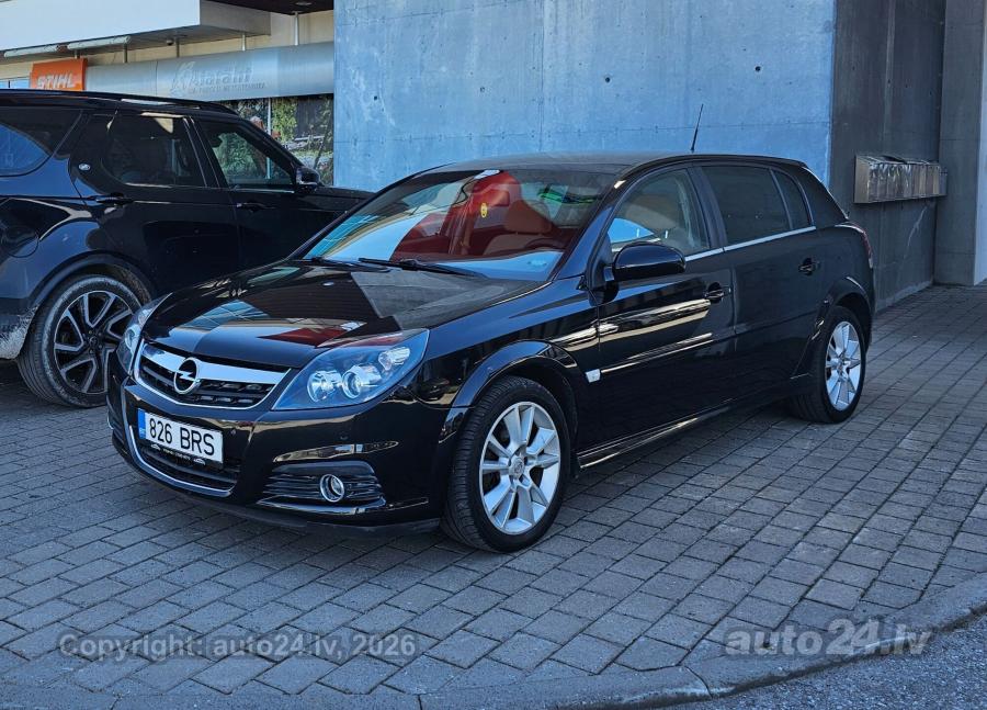 Black Opel Signum 2006 in Tallinn, with an engine capacity of 1.90 L and mileage of 263 thousand km for 2990 €, photo 31 on AUTOMOTO.COM.LV