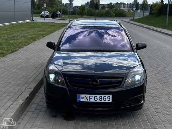 Melns Opel Signum 2006 Alīta, ar dzinēja tilpumu 1.90 L un nobraukumu 277 tūkst. km par 2000 €, foto 2 vietnē AUTOMOTO.COM.LV