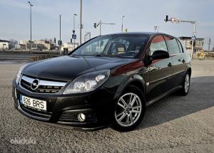 Melns Opel Signum 2006 Tallina, ar dzinēja tilpumu 1.90 L un nobraukumu 262 tūkst. km par 2800 €, foto  vietnē AUTOMOTO.COM.LV