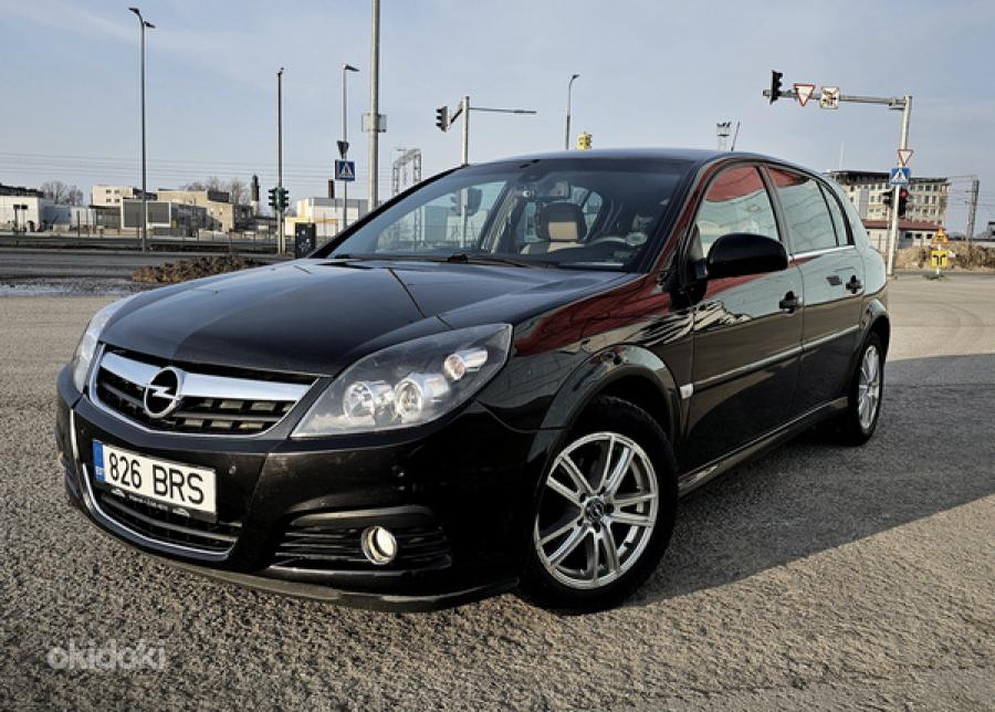 Black Opel Signum 2006 in Tallinn, with an engine capacity of 1.90 L and mileage of 262 thousand km for 2750 €, photo 1 on AUTOMOTO.COM.LV
