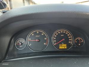 Black Opel Signum 2006 in Tallinn, with an engine capacity of 1.90 L and mileage of 262 thousand km for 2750 €, photo 26 on AUTOMOTO.COM.LV