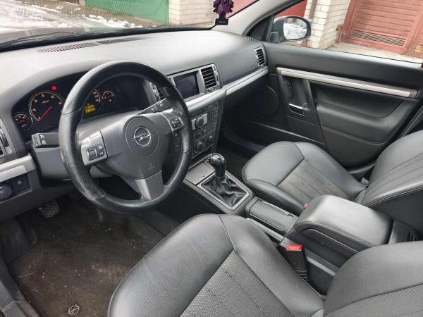 Melns Opel Signum 2007 Kauņa, ar dzinēja tilpumu 3.00 L un nobraukumu 240 tūkst. km par 999 €, foto 6 vietnē AUTOMOTO.COM.LV