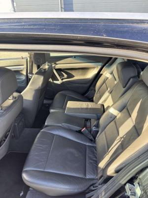 Black Opel Signum 2007 in Kaunas, with an engine capacity of 1.91 L and mileage of 350 thousand km for 1500 €, photo 12 on AUTOMOTO.COM.LV