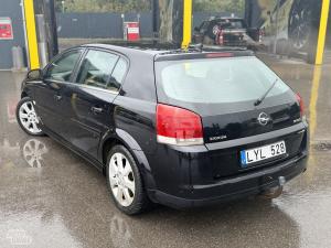 Черный Опель Сигнум 2007 в Каунас, объемом двигателя 1.90 л и пробегом 300 тыс. км за 1390 €, фото 4 на AUTOMOTO.COM.LV