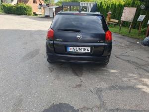 Black Opel Signum 2008 in Vilkaviskis, with an engine capacity of 1.91 L and mileage of 400 thousand km for 850 €, photo 5 on AUTOMOTO.COM.LV