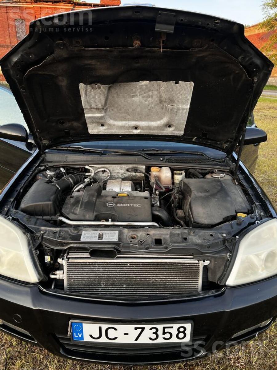 Melns Opel Signum 2004 Liepāja, ar dzinēja tilpumu 2.20 L un nobraukumu 333 tūkst. km par 1350 €, foto 8 vietnē AUTOMOTO.COM.LV