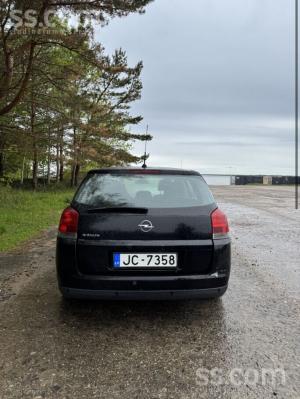 Black Opel Signum 2004 in Liepaja, with an engine capacity of 2.20 L and mileage of 333 thousand km for 500 €, photo 4 on AUTOMOTO.COM.LV