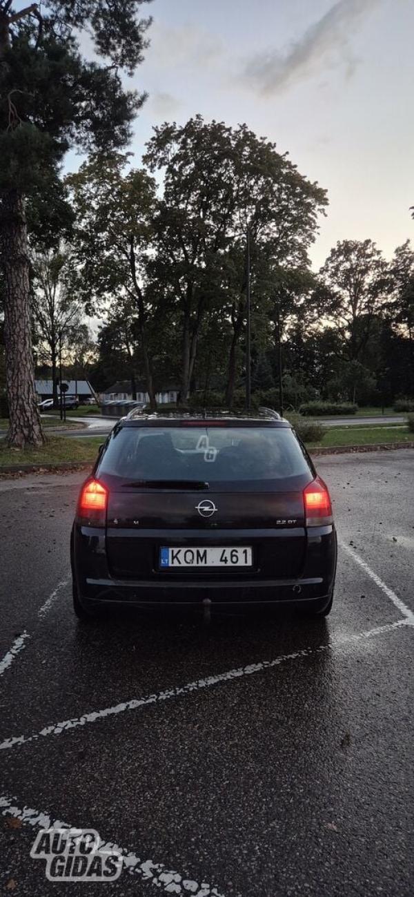 Melns Opel Signum 2004 Alīta, ar dzinēja tilpumu 2.20 L un nobraukumu 352 tūkst. km par 650 €, foto 5 vietnē AUTOMOTO.COM.LV