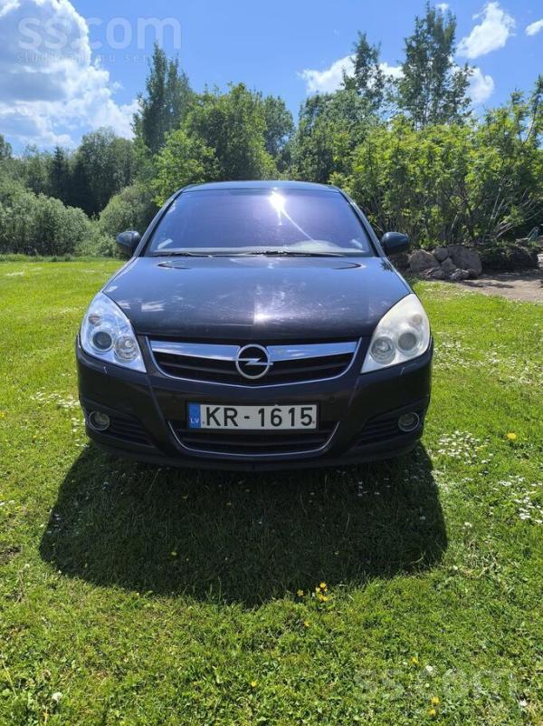 Melns Opel Signum 2007 Gulbene, ar dzinēja tilpumu 1.90 L un nobraukumu 279 tūkst. km par 2000 €, foto 8 vietnē AUTOMOTO.COM.LV