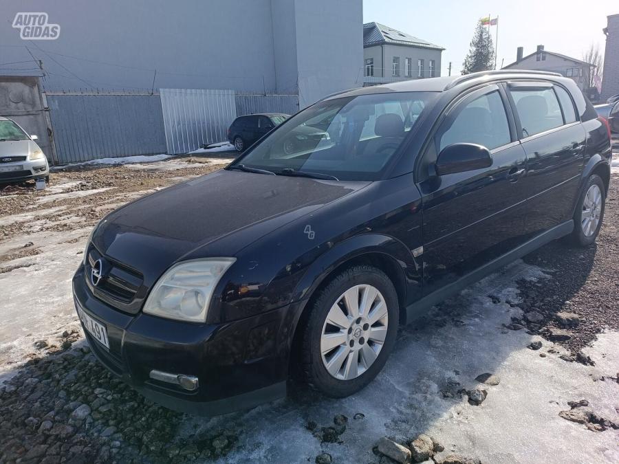Blue Opel Signum 2003 in Kaunas, with an engine capacity of 2.20 L and mileage of 296 thousand km for 450 €, photo 2 on AUTOMOTO.COM.LV