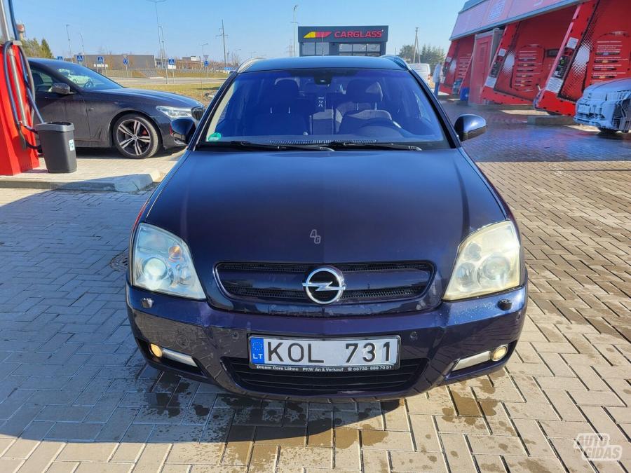 Blue Opel Signum 2004 in Mazeikiai, with an engine capacity of 1.90 L and mileage of 342 thousand km for 850 €, photo 2 on AUTOMOTO.COM.LV