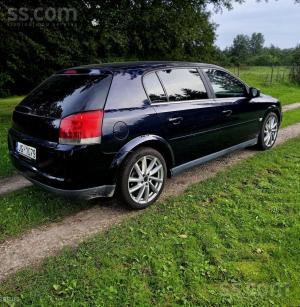 Синий Опель Сигнум 2004 в Тукумс, объемом двигателя 1.90 л и пробегом 396 тыс. км за 1250 €, фото  на AUTOMOTO.COM.LV