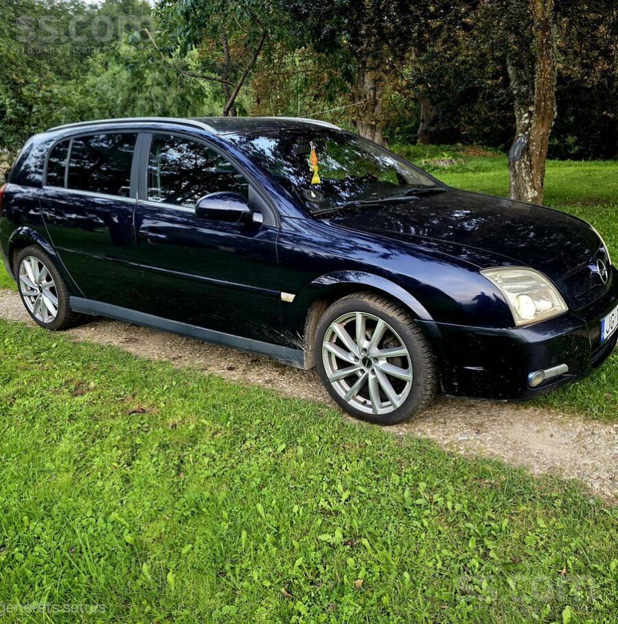 Синий Опель Сигнум 2004 в Тукумс, объемом двигателя 1.90 л и пробегом 396 тыс. км за 1250 €, фото 3 на AUTOMOTO.COM.LV