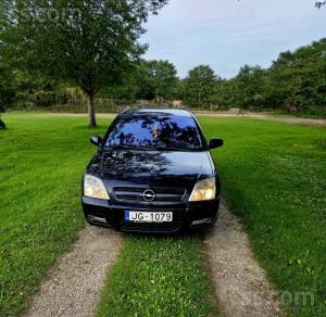Синий Опель Сигнум 2004 в Тукумс, объемом двигателя 1.90 л и пробегом 396 тыс. км за 1250 €, фото 6 на AUTOMOTO.COM.LV