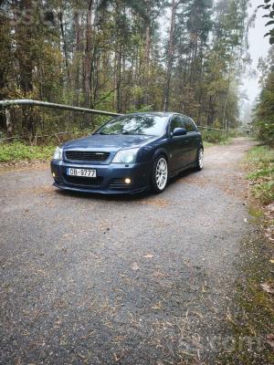 Zils Opel Signum 2004 Rīga, ar dzinēja tilpumu 3.00 L un nobraukumu 415 tūkst. km par 1700 €, foto 1 vietnē AUTOMOTO.COM.LV