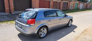Zils Opel Signum 2005 Druskininkai, ar dzinēja tilpumu 2.20 L un nobraukumu 211 tūkst. km par 550 €, foto 7 vietnē AUTOMOTO.COM.LV