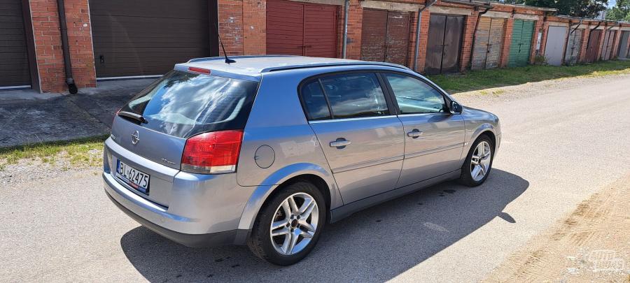 Zils Opel Signum 2005 Druskininkai, ar dzinēja tilpumu 2.20 L un nobraukumu 211 tūkst. km par 550 €, foto 7 vietnē AUTOMOTO.COM.LV