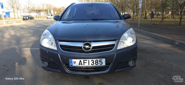 Blue Opel Signum 2006 in Marijampole, with an engine capacity of 1.90 L and mileage of 316 thousand km for 990 €, photo 5 on AUTOMOTO.COM.LV