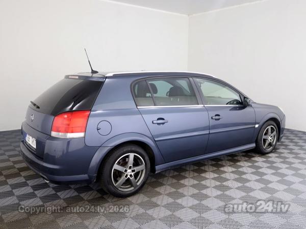 Blue Opel Signum 2006 in Tallinn, with an engine capacity of 3.00 L and mileage of 359 thousand km for 1199 €, photo 3 on AUTOMOTO.COM.LV