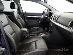 Blue Opel Signum 2006 in Tallinn, with an engine capacity of 3.00 L and mileage of 359 thousand km for 999 €, photo 7 on AUTOMOTO.COM.LV