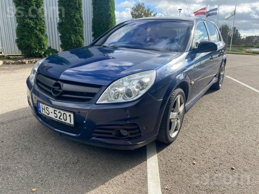 Blue Opel Signum 2006 in Rezekne, with an engine capacity of 3.00 L and mileage of 355 thousand km for 1200 €, photo 1 on AUTOMOTO.COM.LV