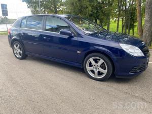 Blue Opel Signum 2006 in Rezekne, with an engine capacity of 3.00 L and mileage of 355 thousand km for 1200 €, photo 6 on AUTOMOTO.COM.LV