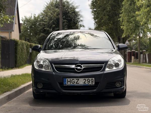 Zils Opel Signum 2006 Viļņa, ar dzinēja tilpumu 1.90 L un nobraukumu 334 tūkst. km par 1750 €, foto 3 vietnē AUTOMOTO.COM.LV