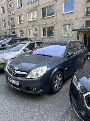 Zils Opel Signum 2006 Viļņa, ar dzinēja tilpumu 1.91 L un nobraukumu 271 tūkst. km par 500 €, foto  vietnē AUTOMOTO.COM.LV