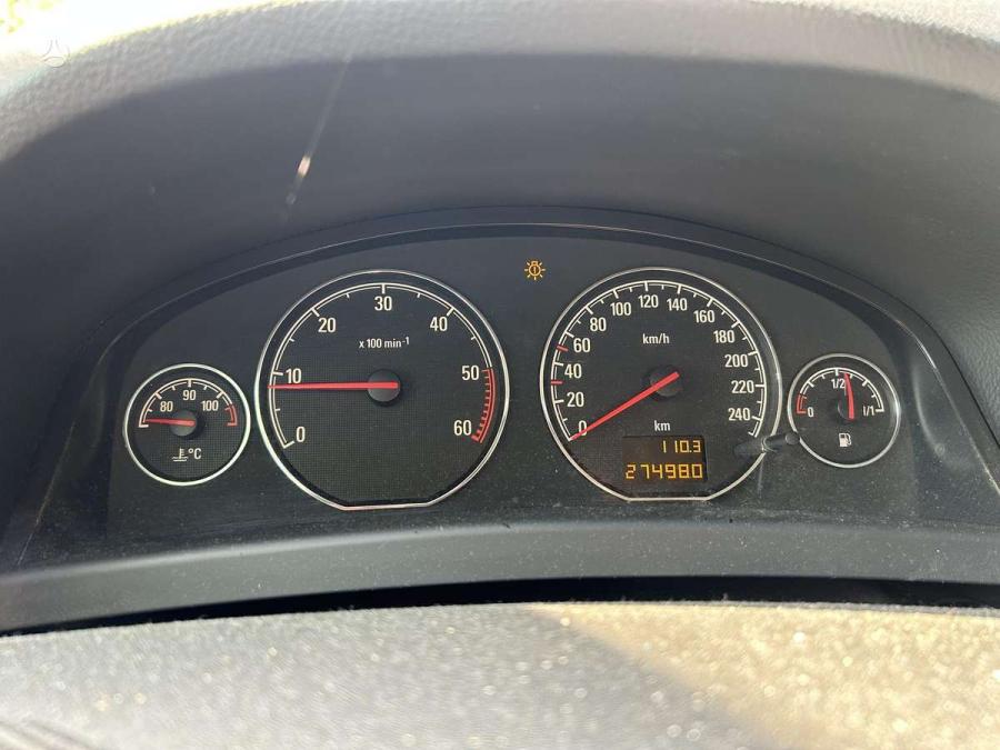 Zils Opel Signum 2006 Viļņa, ar dzinēja tilpumu 1.91 L un nobraukumu 271 tūkst. km par 500 €, foto 6 vietnē AUTOMOTO.COM.LV