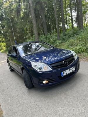 Zils Opel Signum 2006 Rēzekne, ar dzinēja tilpumu 3.00 L un nobraukumu 360 tūkst. km par 1500 €, foto 15 vietnē AUTOMOTO.COM.LV